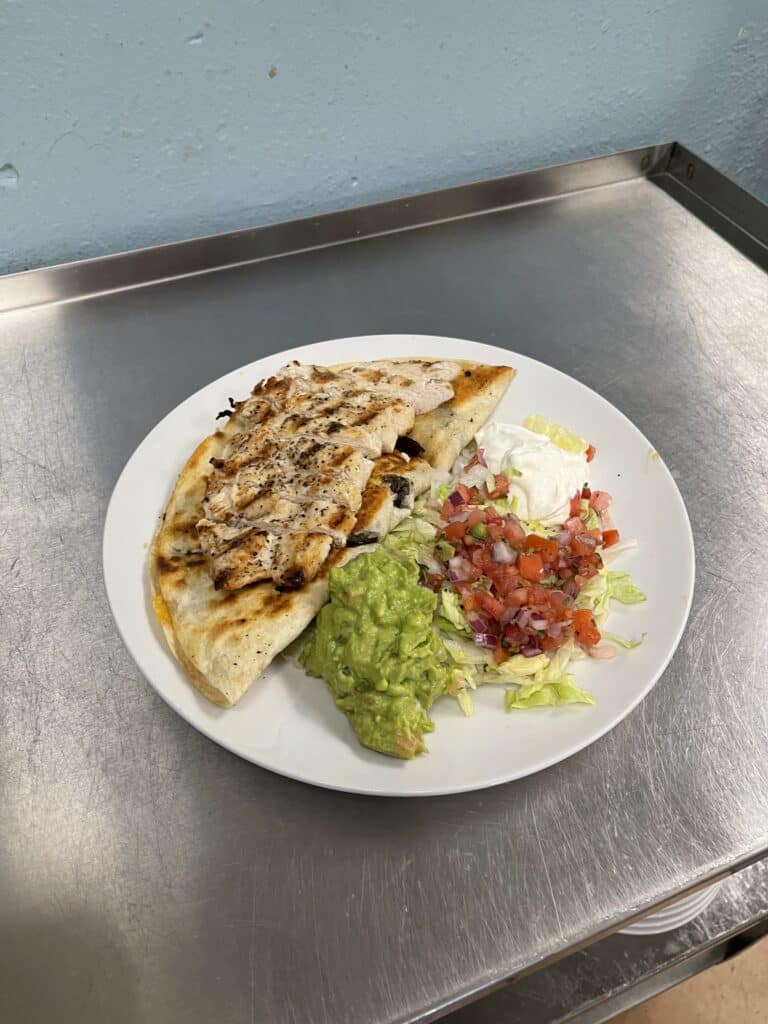 Lunch Menu - Hurricane Hanks Grill and Bar